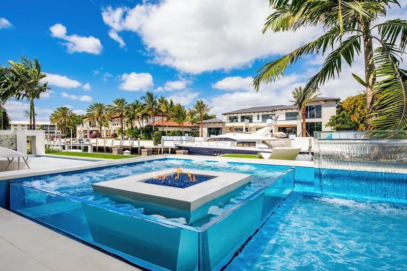 Acrylic Pool Features | Van Kirk Pools | Deerfield Beach, FL