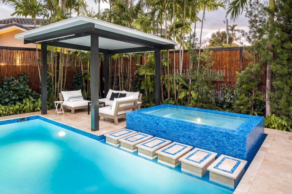 Steps, Bars, and Sun Shelves for Pools | Van Kirk Pools